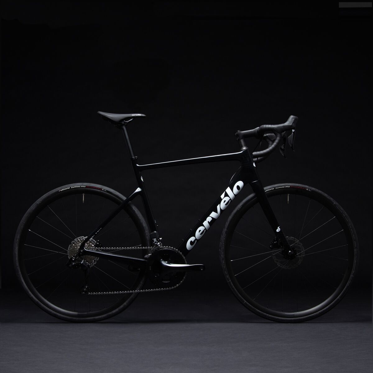 Cervelo Caledonia 105 Di2 Road Bike - Bikes