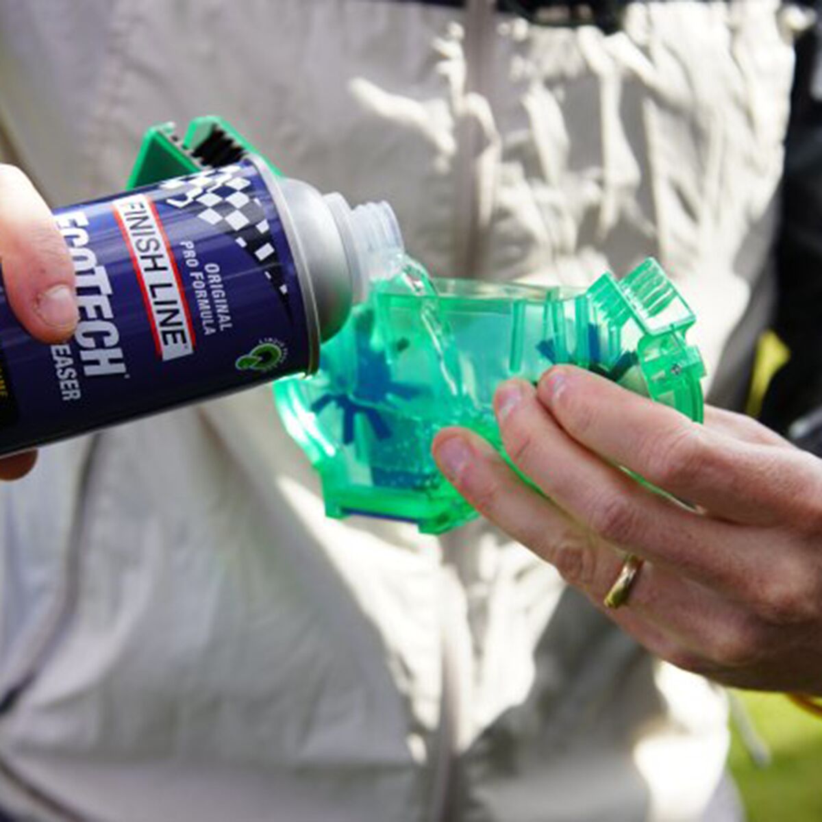 Finish Line Pro Chain Cleaner - Accessories