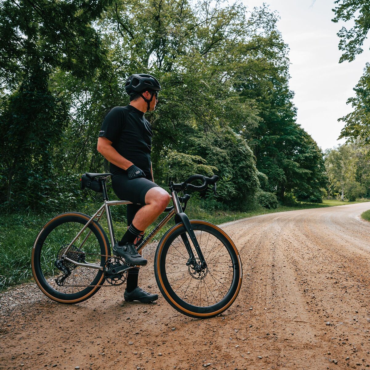 KOM Cycling Saddle Bag + Garmin Varia Mount - Accessories