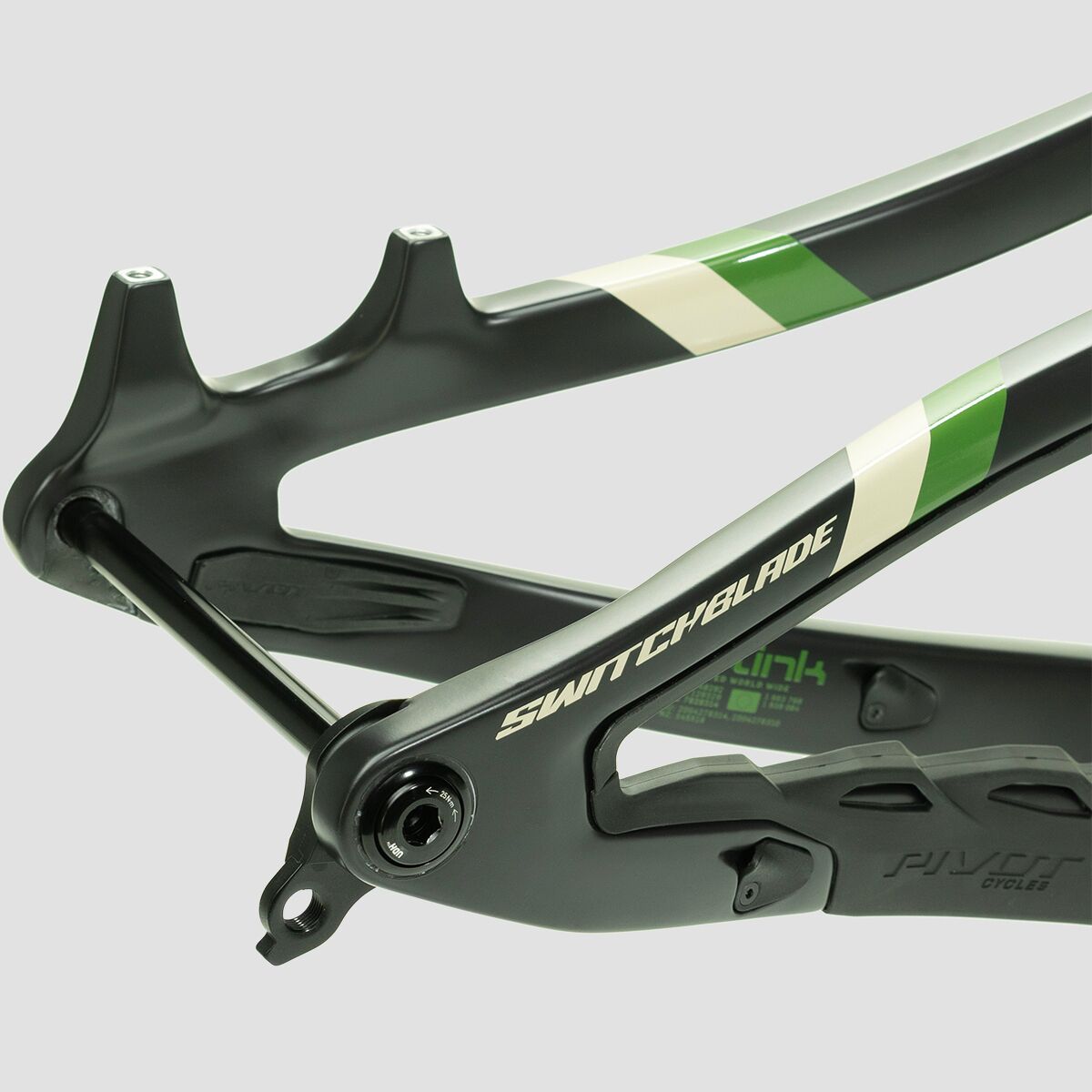 Pivot Switchblade V6 Carbon Frame - Bikes