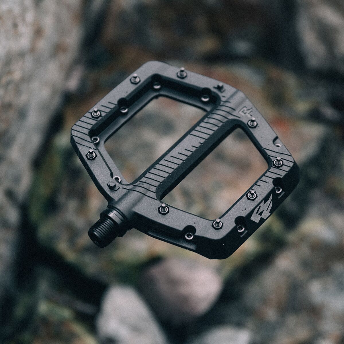 Race Face Large Chester Pedals - Components