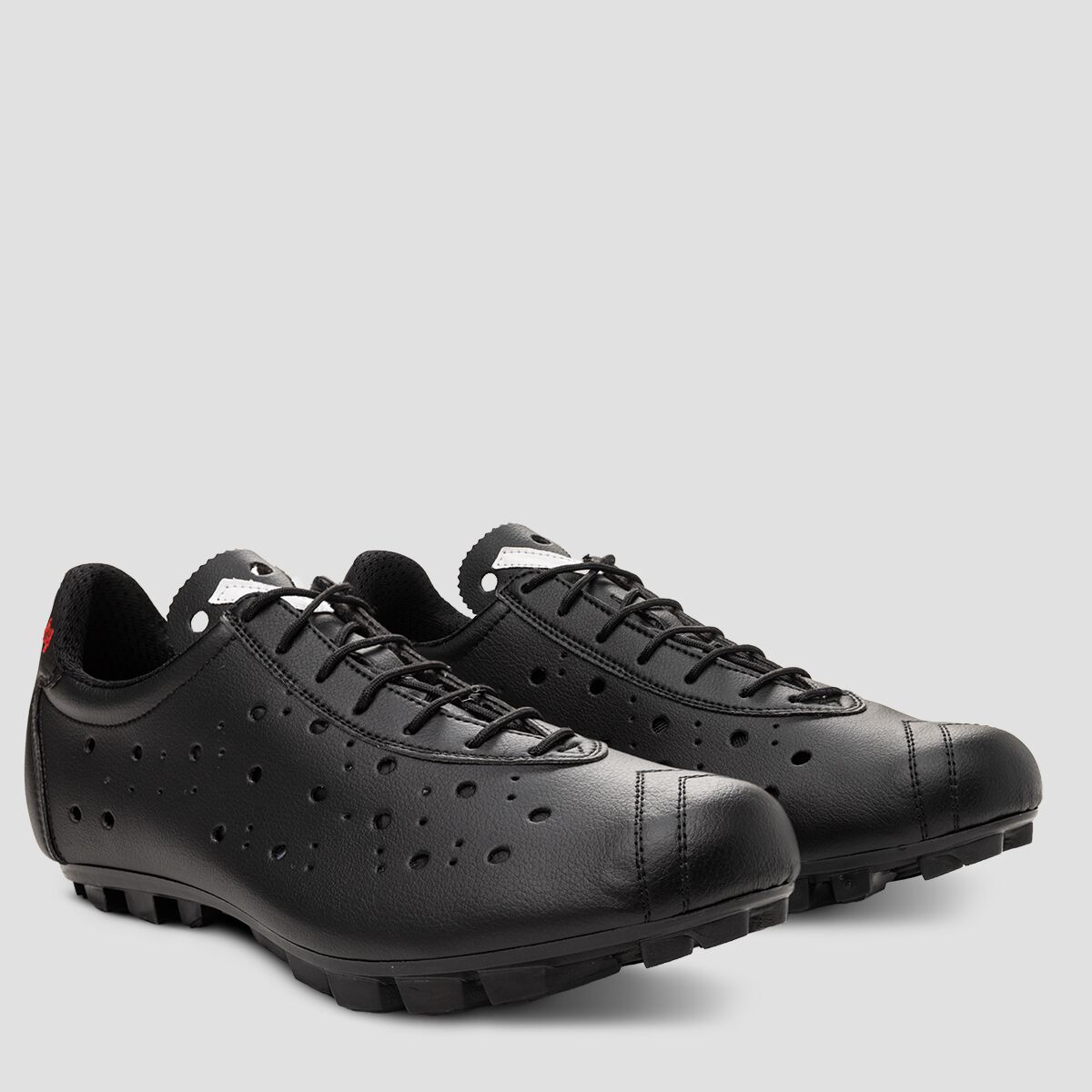 Vittoria Cycling Shoes 1976 Classic SPD Mountain Bike Shoe - Men